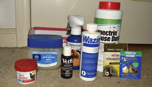 Include These Items In Your Chicken First-Aid Kit - Hobby Farms