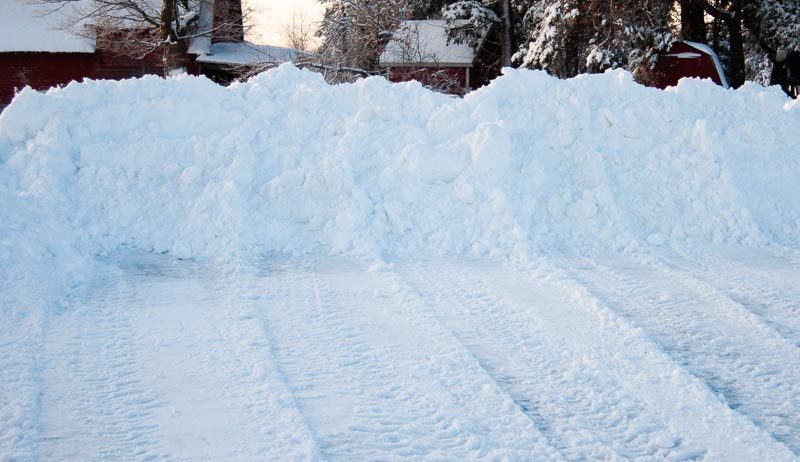 You Can Clear Snow With A Front-End Loader - Hobby Farms