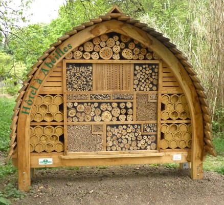 Insect Hotels: The Perfect Overnight Stay For Beneficial Insects ...