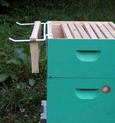 My Favorite Bee Tool: The Frame Rest - Hobby Farms