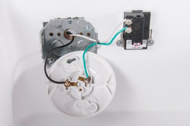 Build Your Own Egg Incubator - Hobby Farms