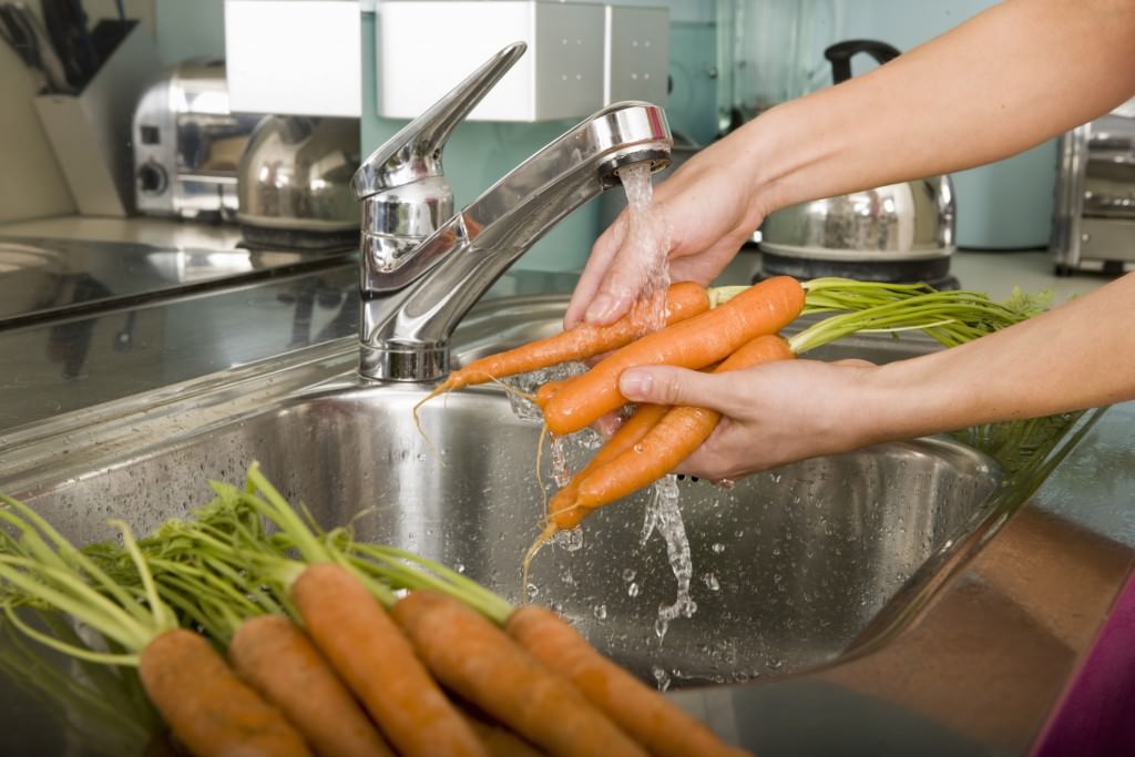 Wash Your Organic Carrots!—Here’s Why - Hobby Farms