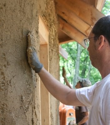How to Build a Cob House - Hobby Farms
