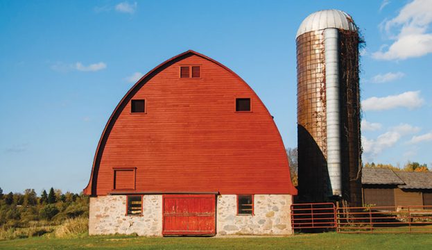 Old Barns in America: A Field Guide - Hobby Farms