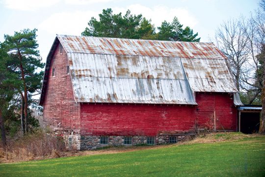 Old Barns in America: A Field Guide - Hobby Farms