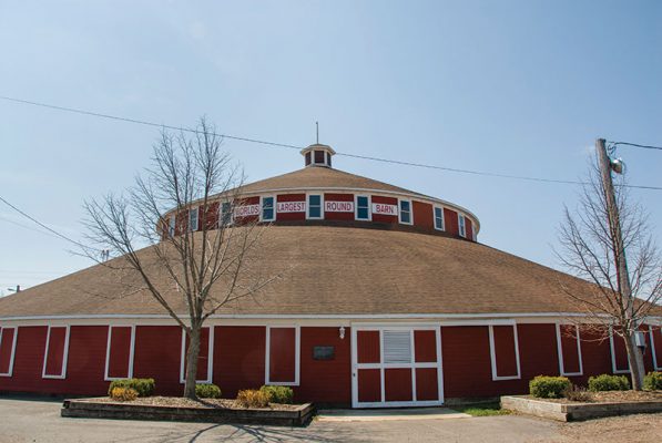 Old Barns in America: A Field Guide - Hobby Farms