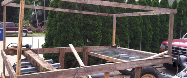 Build Your Own Egg Mobile - Hobby Farms